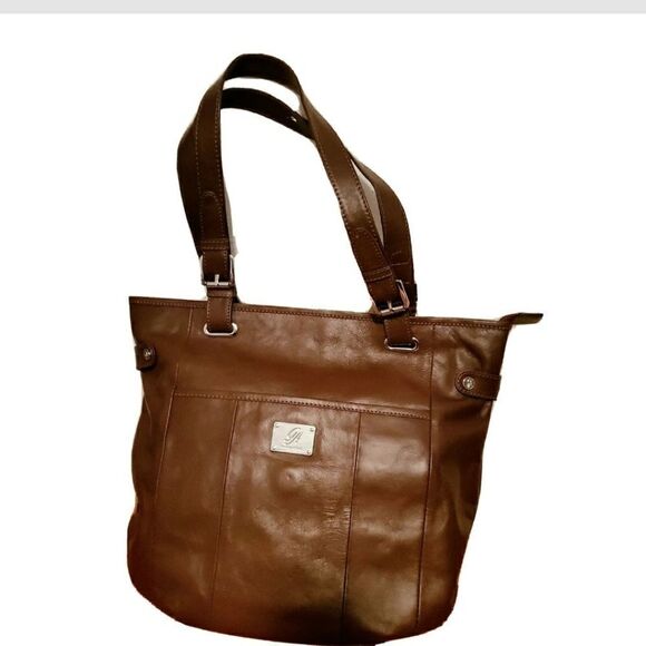 Grace Adele | Bags | Graceadellebrownleatherpurse | Poshmark